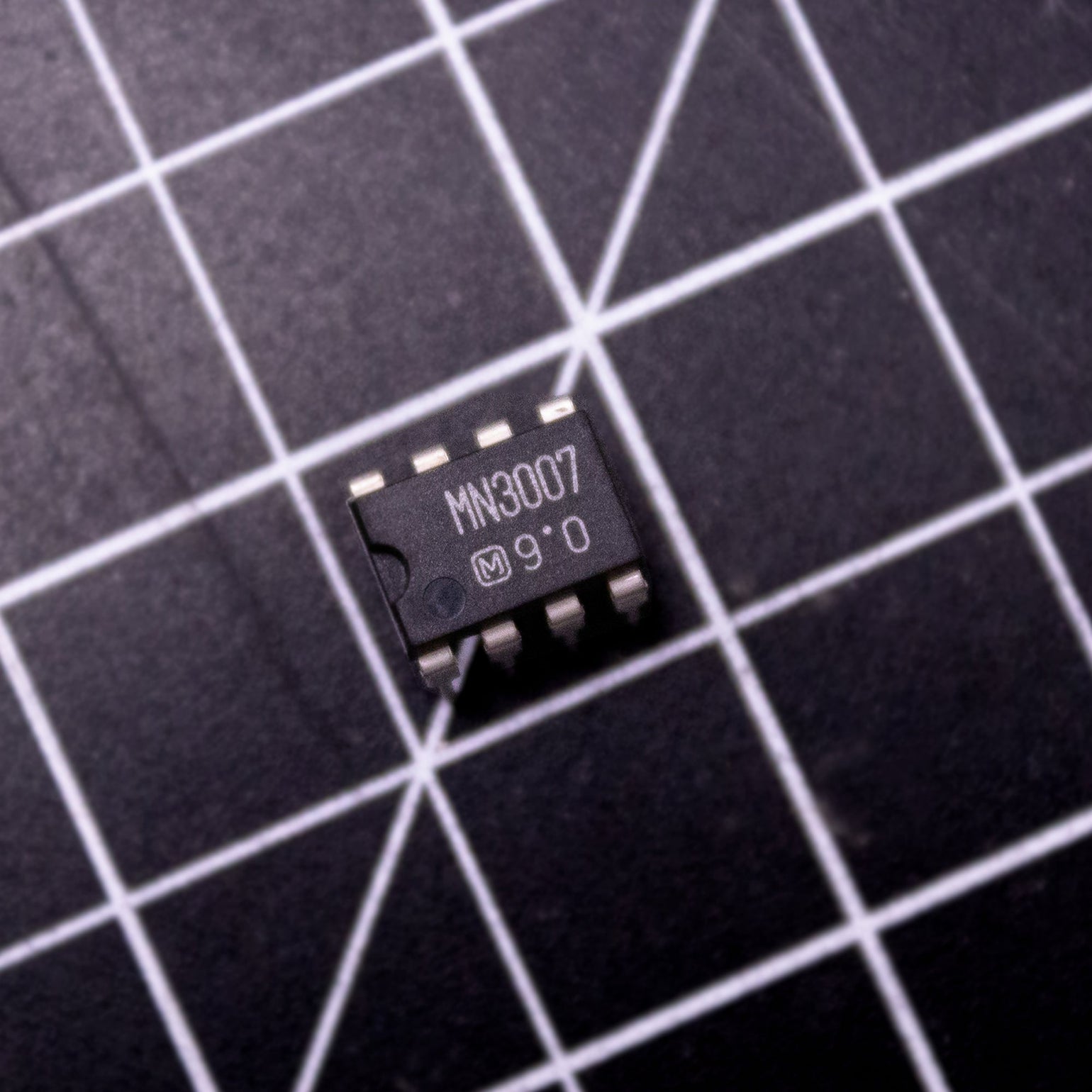 Diamond Vibrato – Diamond Pedals